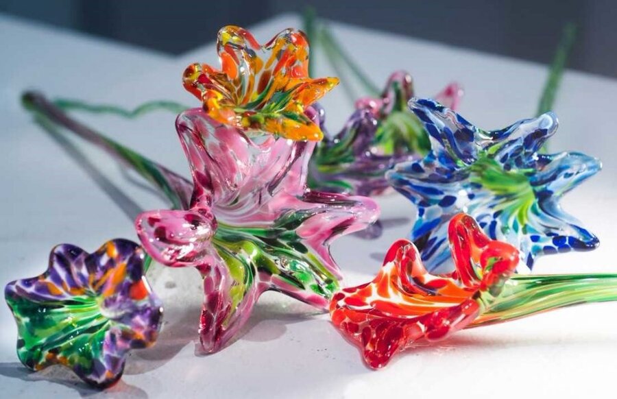 Morean Arts Center | Sculpt A Glass Flower at the Glass Studio & Hot Shop